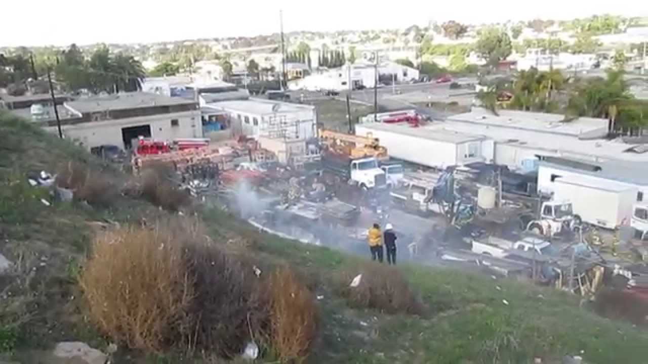 Fire in Shelltown, San Diego, CA - YouTube