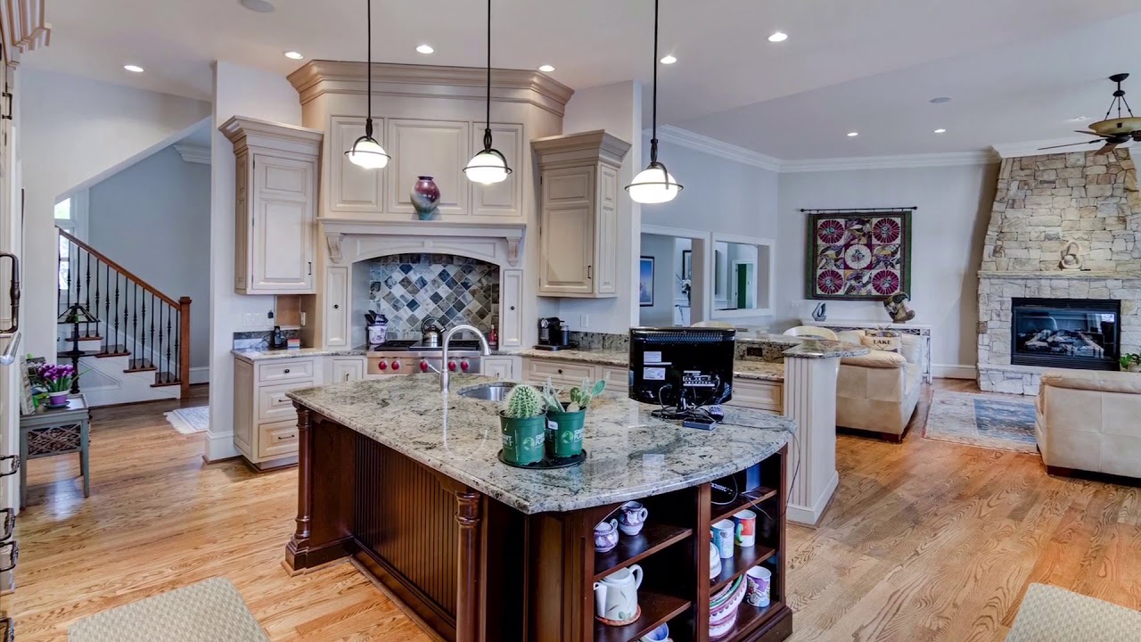 Virtual Tour of 11103 Vanderbilt Cove - YouTube