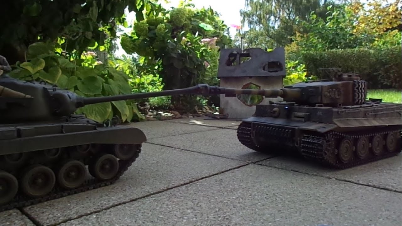 The tank duel, Pershing vs Tiger - YouTube