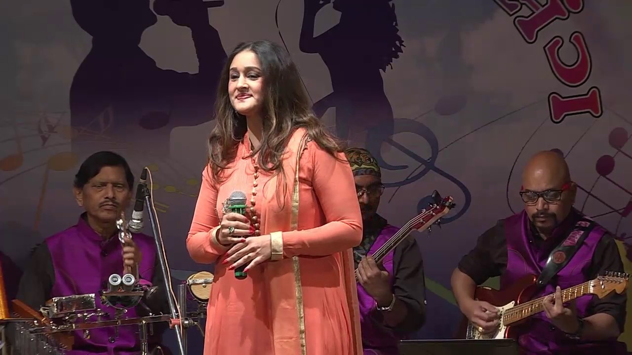 AE DIL MUJHE BATA DE NEETA JADHAV - YouTube