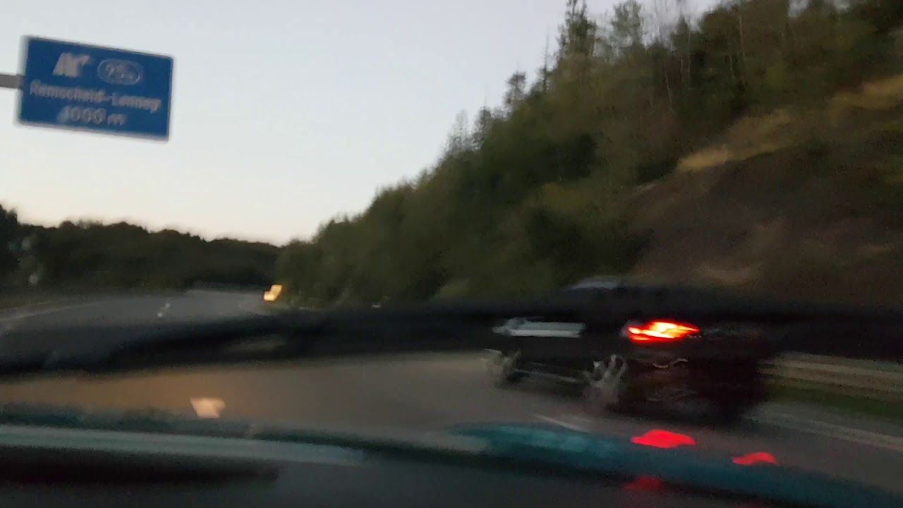 140 mph German Autobahn 225 kmh - YouTube