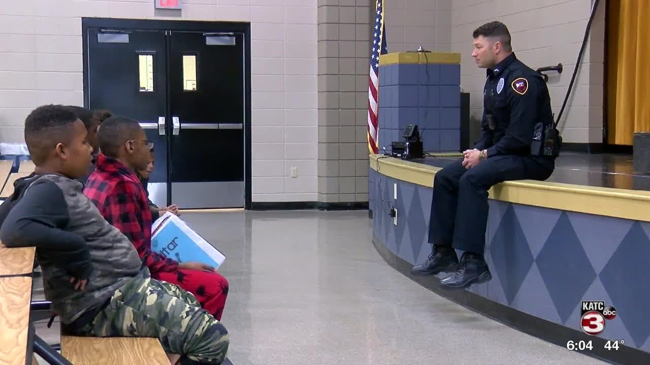 Mentoring program allows students to meet with school resource officer ...