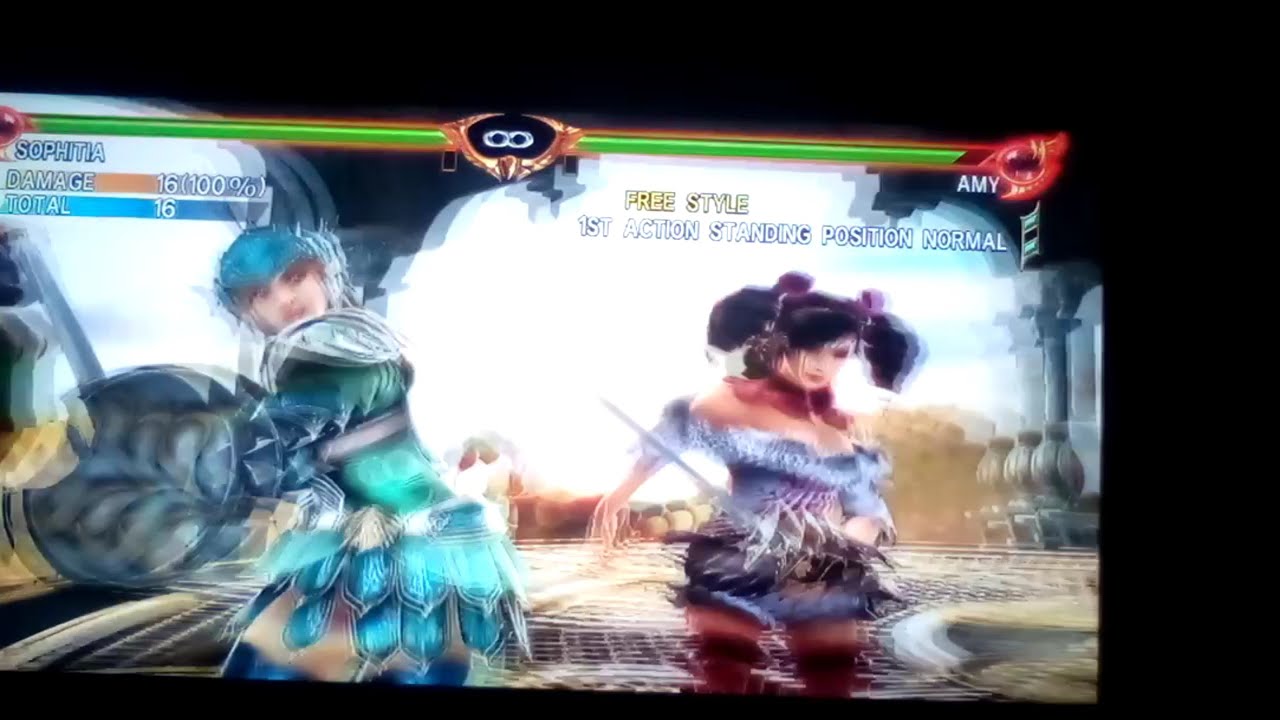 Soul Calibur 4 Sophitia Alternate Right Side Neck Twist to Shield Bash ...