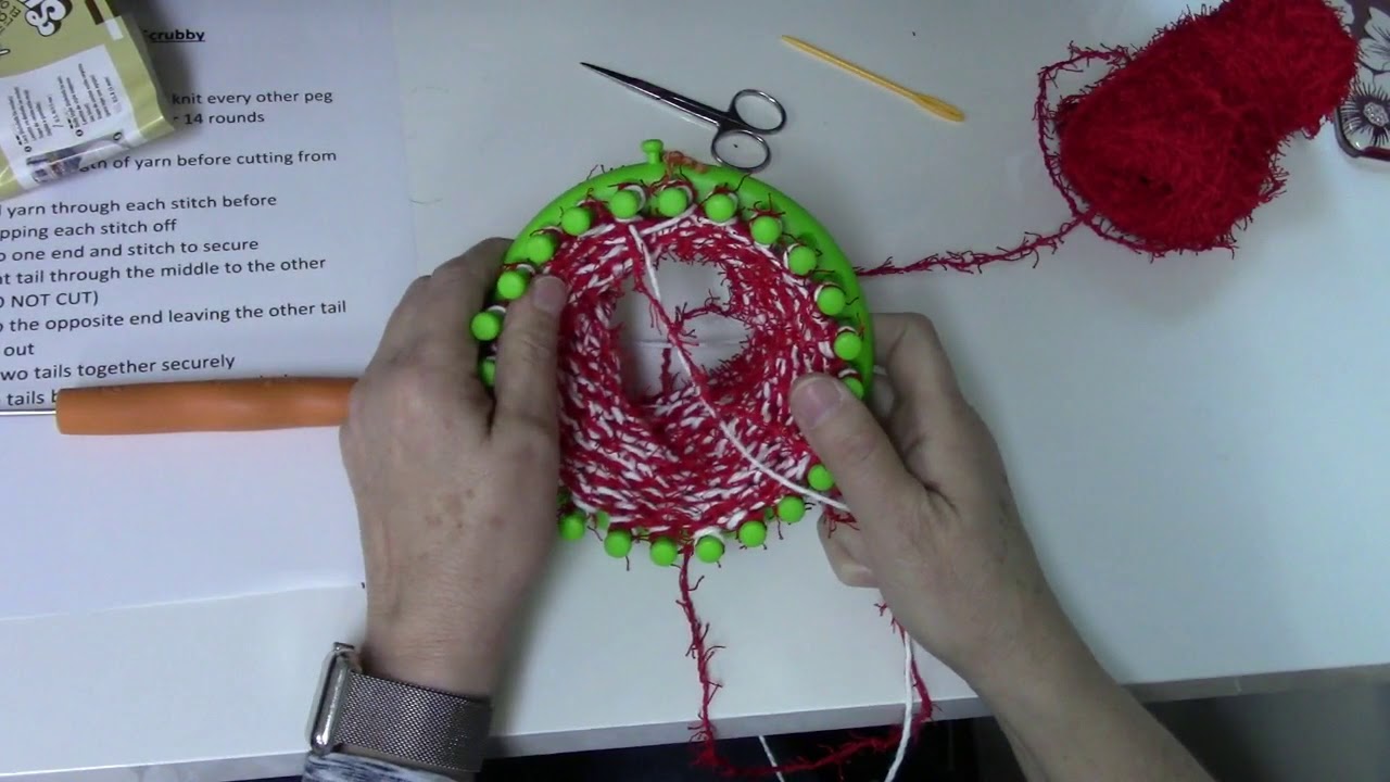 loom knit scrubby 20180411 1131 - YouTube