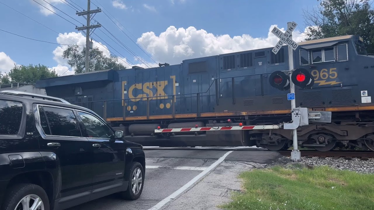 CSX 965 Leads Manifest West | Richlawn,KY - YouTube