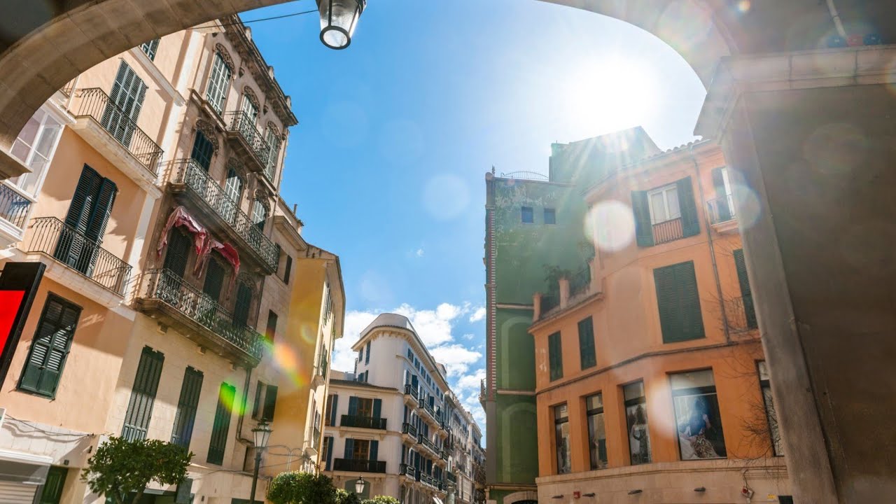Palma De Mallorca Walking Tour - Discovering Hidden Gems - YouTube
