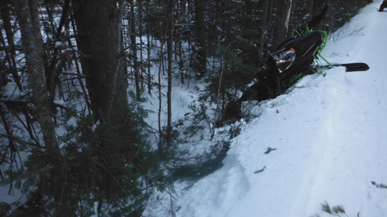 Man dies from snowmobile accident in Cheboygan County - YouTube