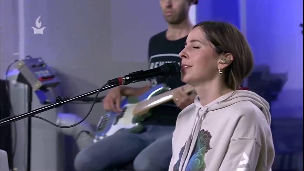 I’m A Lover of Your Presence // Laura Hackett Park - YouTube