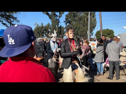 Los Diablos en honor a San Martín Obispo en Oxnard, CA - YouTube