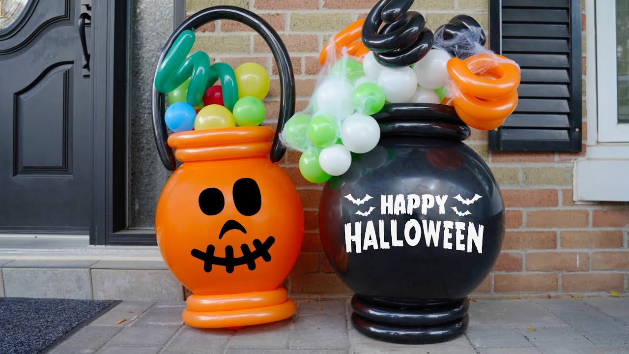 How to Make a Halloween Balloon Cauldron - YouTube