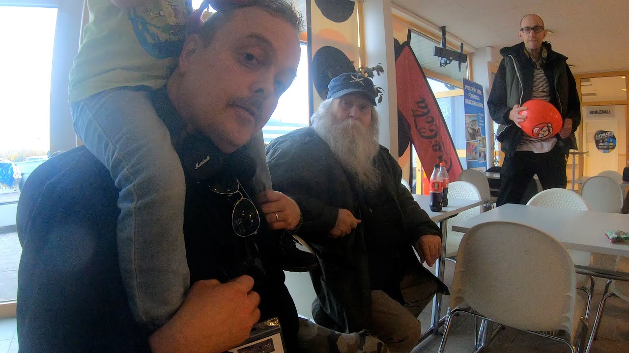 Mats Helge Olsson jultomten - YouTube