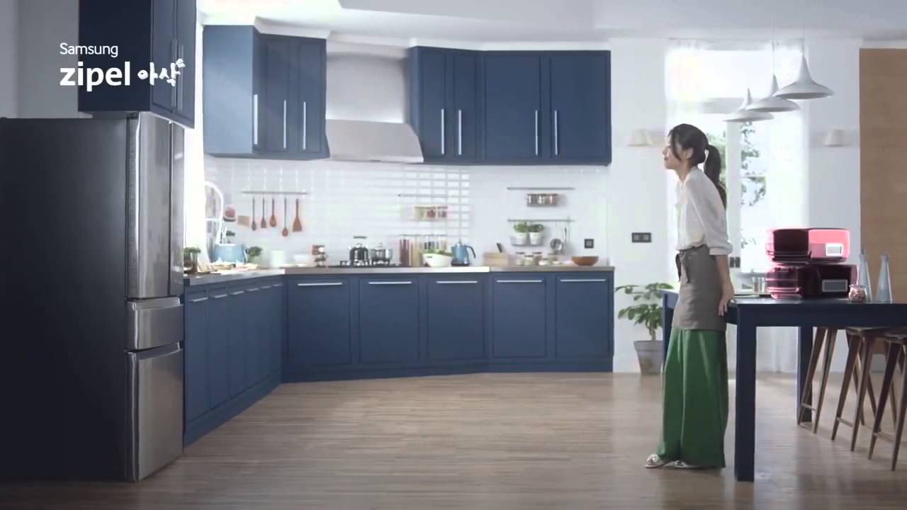 [CF 2013] Samsung - Zipel M900 576L - YouTube