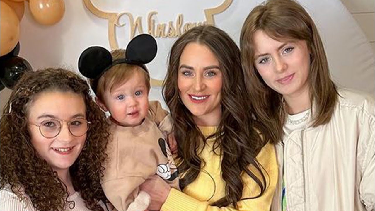 Leah Messer gets emotional as twin daughters Aleeah and Ali 13 look all ...