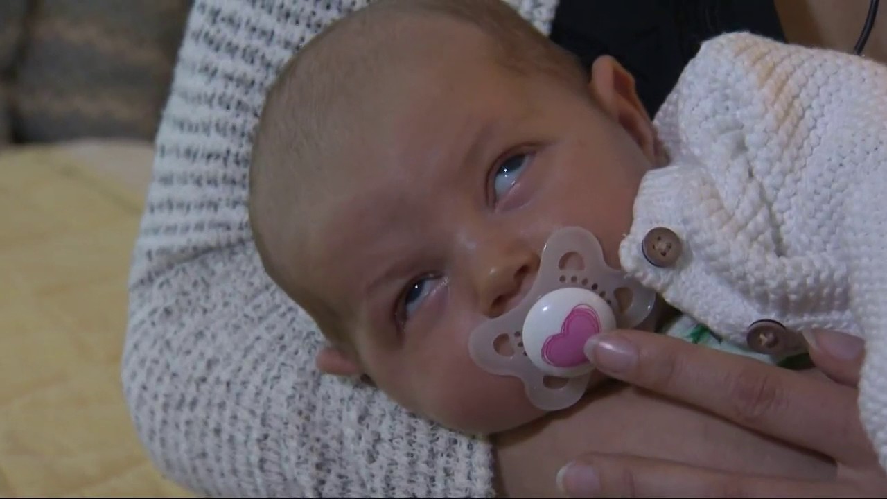 Parenting SOS: birthing center - YouTube