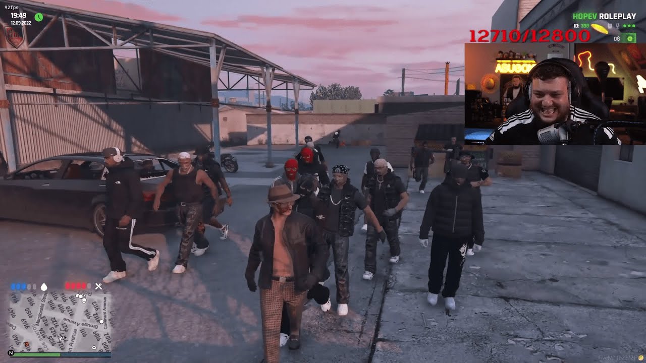 Young and Reckless vs. Mr. Bitcoin | Cali RP Clips - YouTube