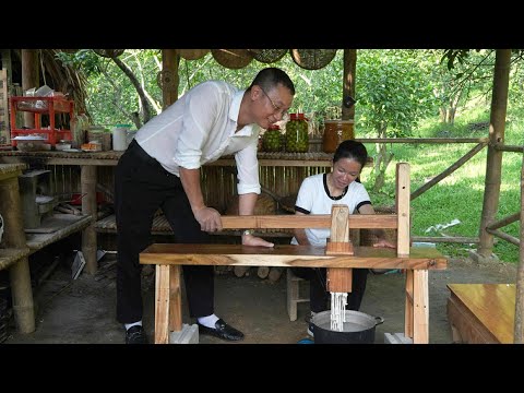 After the events in his life, Uri surprises everyone with his unique traditional recipes!