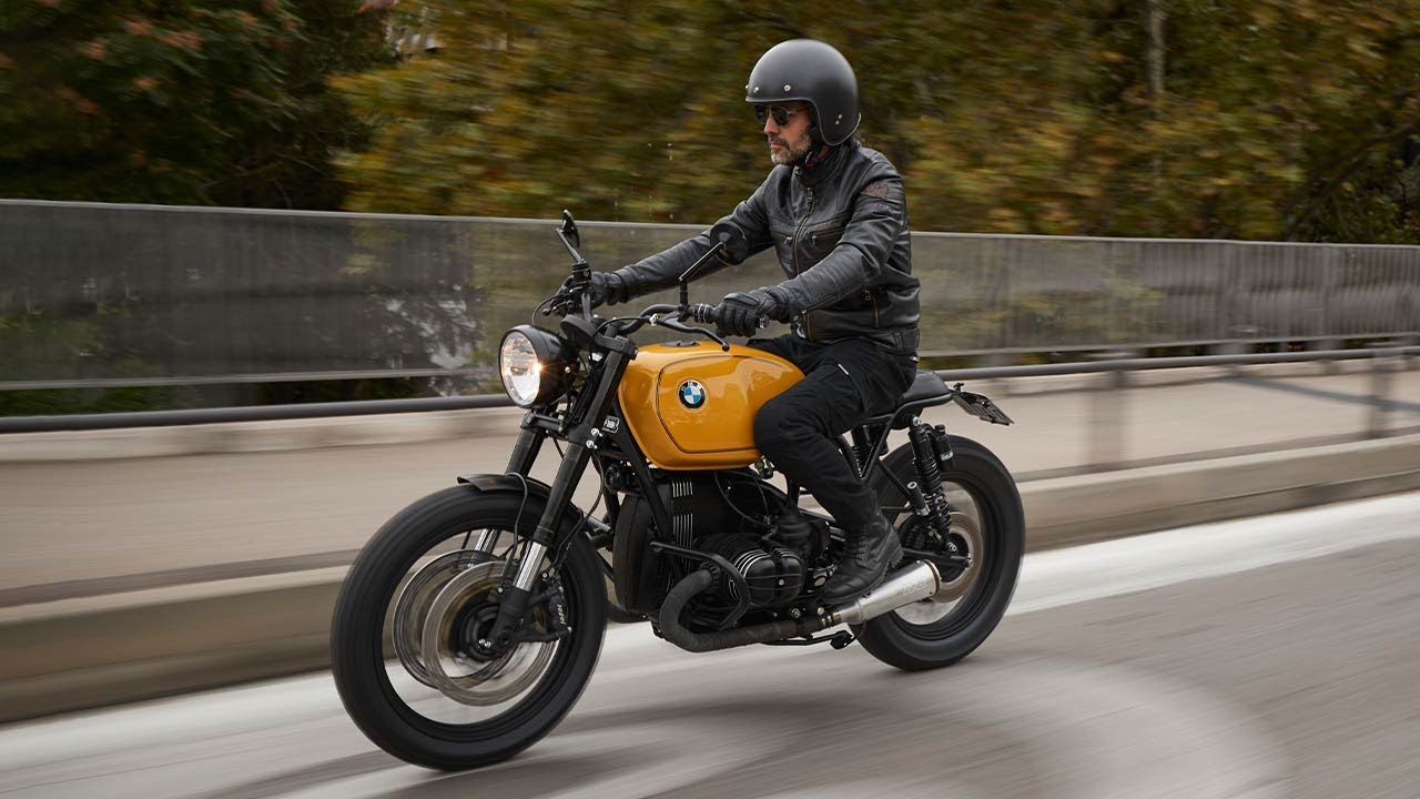 Premiere #CRD2022 BMW R100 RS Cafe Racer Dreams - YouTube