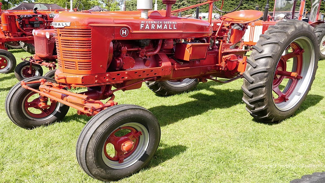 1945 McCormick Deering Farmall Model H Standard Tractor at the ...