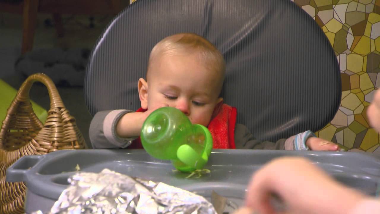 How to be a good role model for your baby. - YouTube