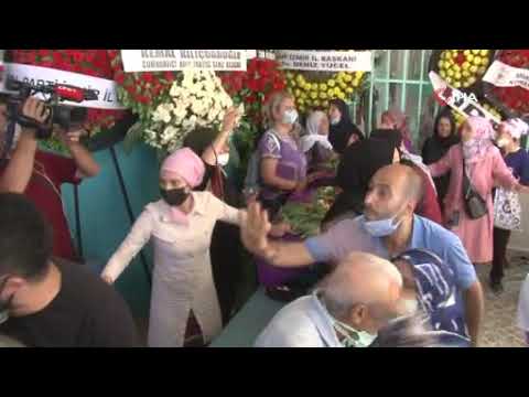 HDP İl Binasındaki saldırıda ölen Deniz Poyraz’ın cenazesinde kısa süreli gerginlik