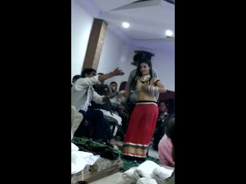 Hot Bhojpuri private dance