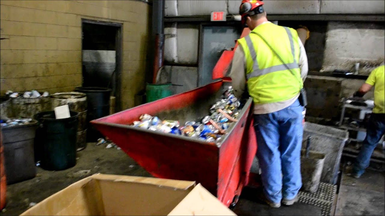 Dirty Jobs, Wausau Scrap Recycling in Action - YouTube