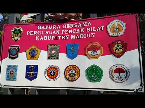 gapura 12 perguruan pencak silat madiun saksi perdamaian. - YouTube