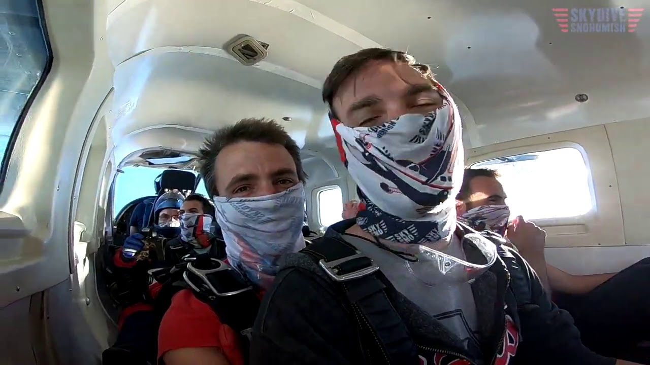 MICAH WELLS's Tandem skydive! - YouTube