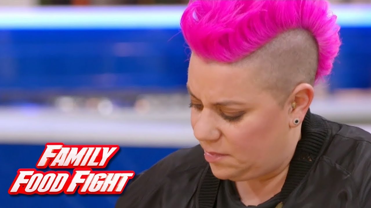 Cooking show judges freak out over food fails | Family Food Fight 2018 ...