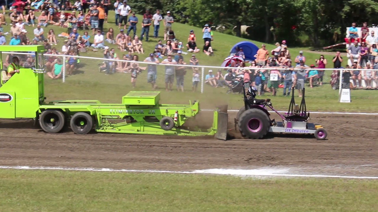 Vermilion Fair 2017 Tractor pull #8 - YouTube