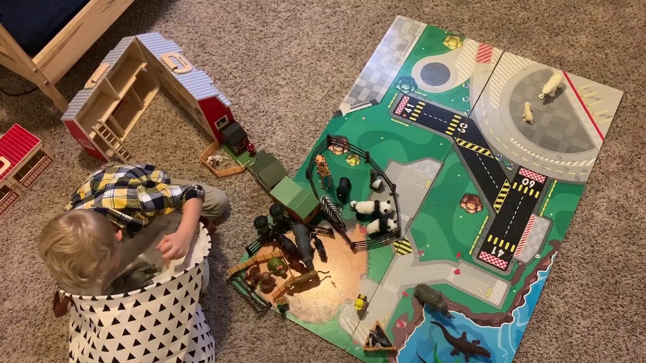 Trey Playing with his Toy Animals - YouTube