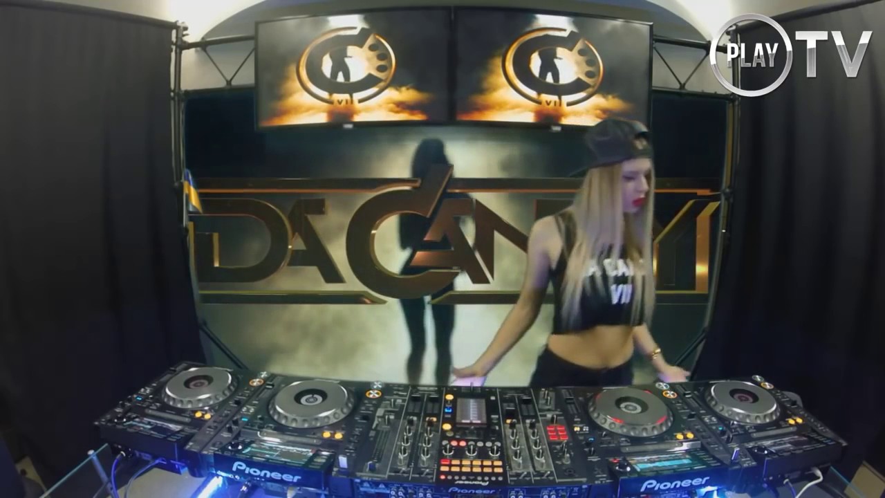 Da Candy on 4 decks for PLAYTV 20-01-2016_HD.mp4 - YouTube