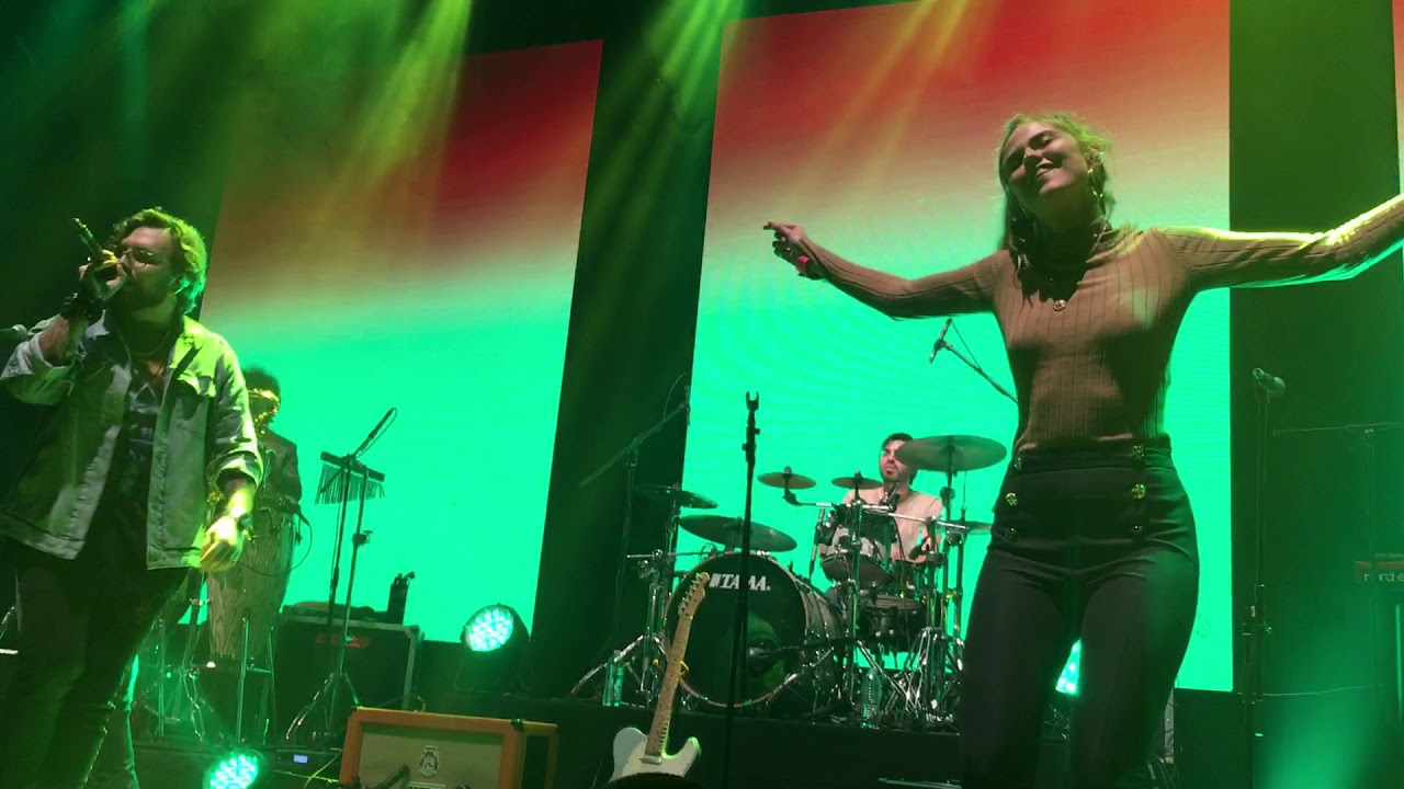 La Garfield con Sabino- When the sun goes down +Alcohol Live Plaza ...