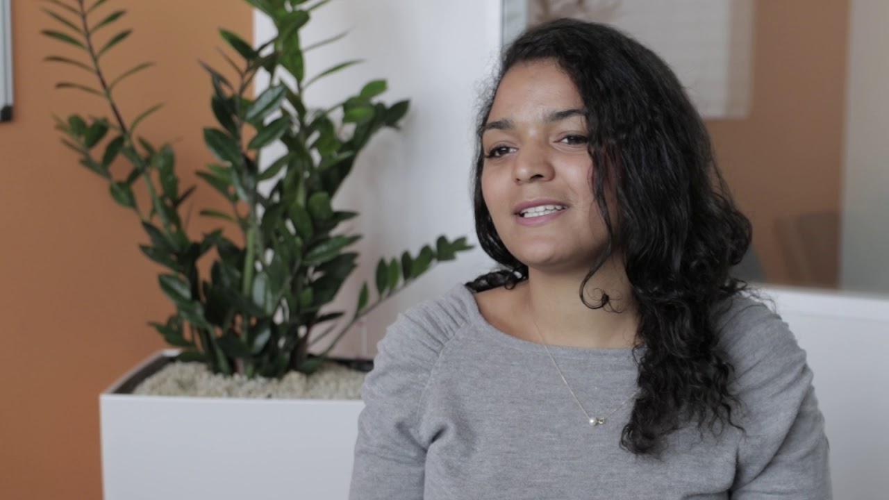 Siemens | Global Law Internship Experience | Joséphine - YouTube