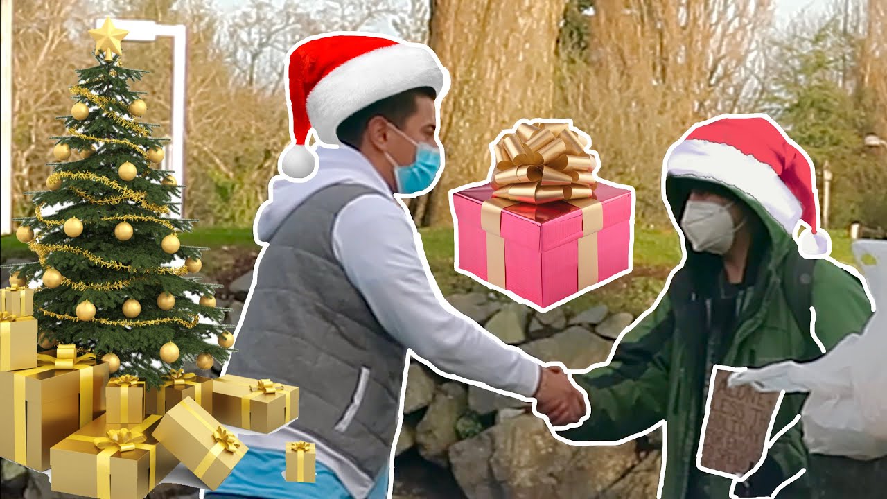 Christmas gifts for the homeless *Emotional* - YouTube