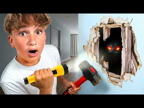 Evimde Yaşayan Bir Şey Var!