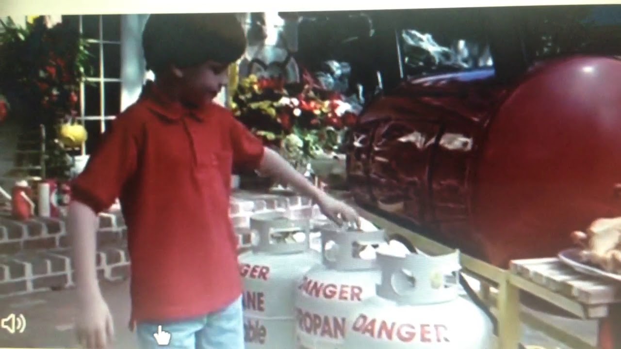 problem child 2 junior healy - YouTube