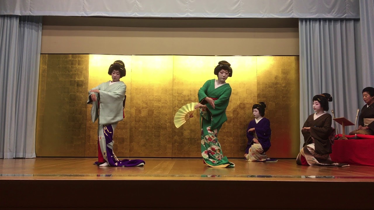 古町芸妓の舞 (furu-machi geigi no mai) NIIGATA geisha-girl dancing - YouTube