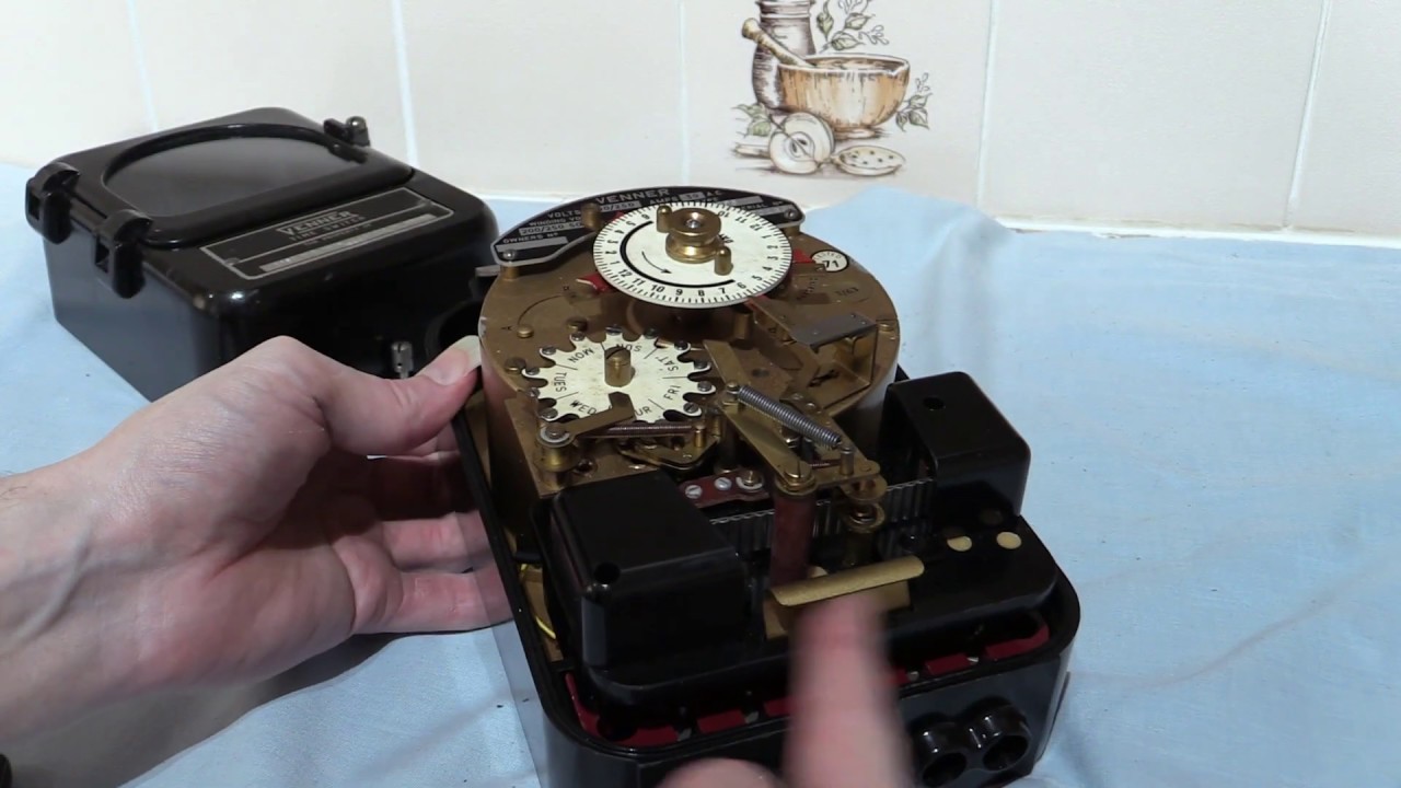 Time Switch : Venner ERD 2 BPS. - YouTube