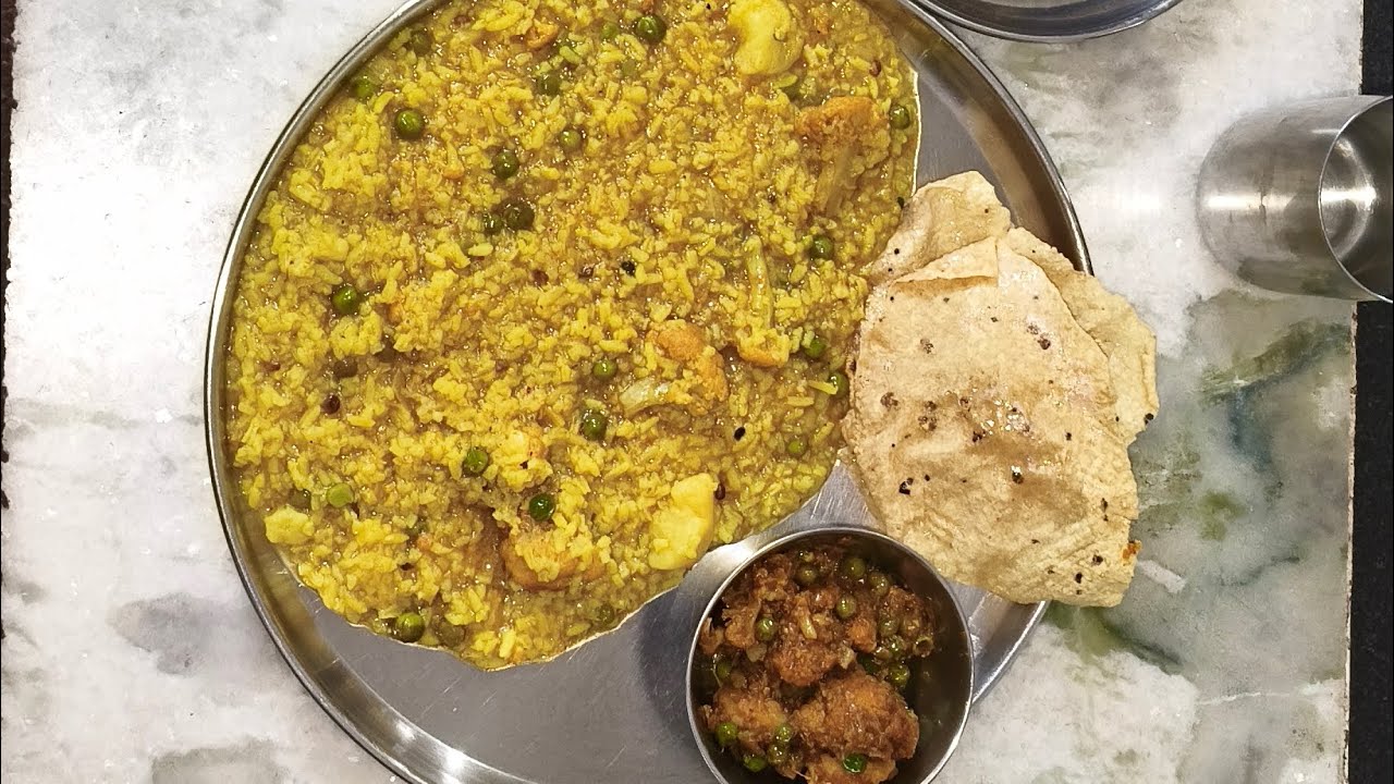 Makar sankranti #food #tastyindia #khichdi - YouTube