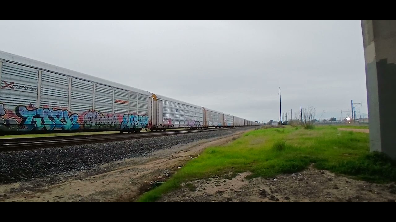 Union Pacific 9074 East w/UP 6706 CNW Paint @ Sacramento CA 3/4/2025 ...