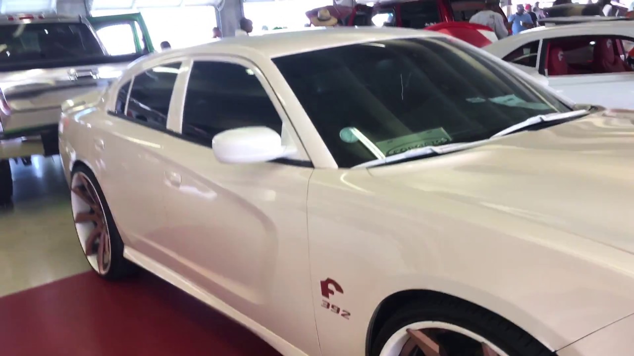 392 Hemi SRT Dodge Charger on Rose Gold Forgiato Wheels - YouTube