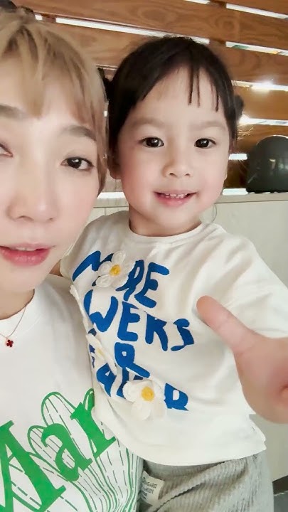 這個小孩很難騙! 四寶媽doris 小孩 雙胞胎 日常 親子 阿公 阿嬤 只要阿嬤 Youtube