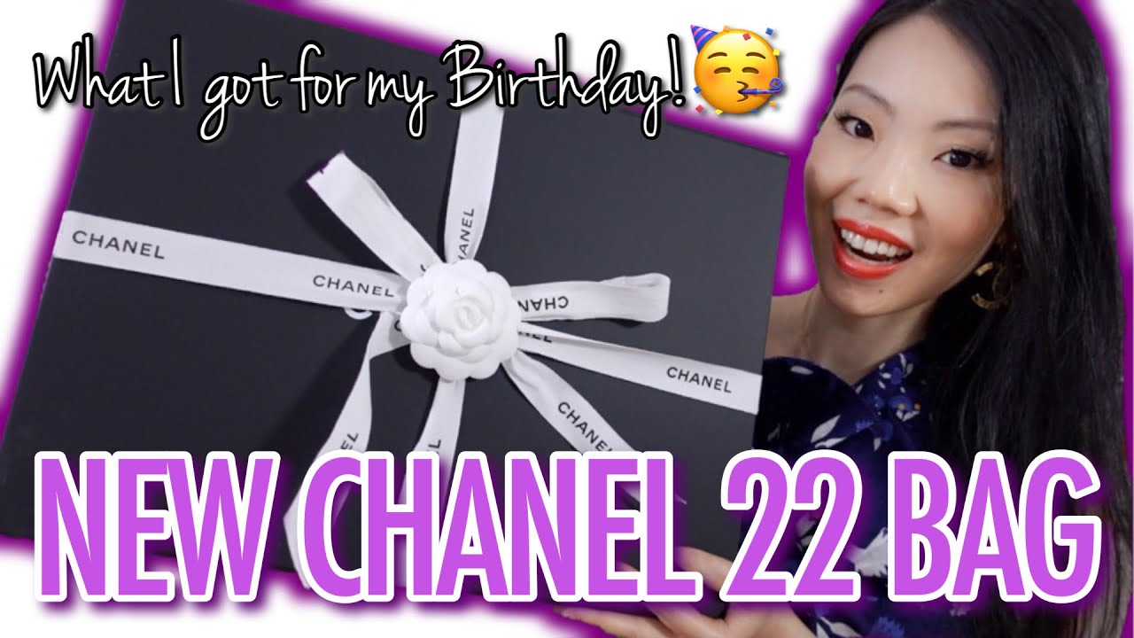 CHANEL 22 BAG REVIEW: Chanel 22 Small Size Hobo First Impression, What ...