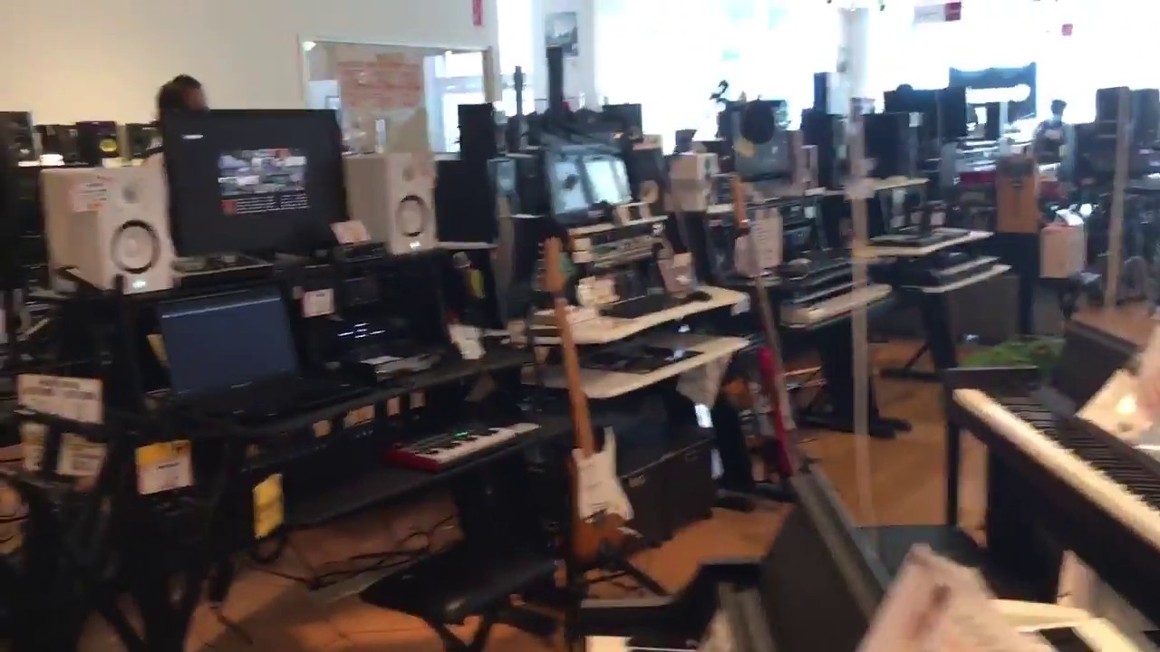 MUSICLAND KEY 心斎橋店 Part.1 - YouTube