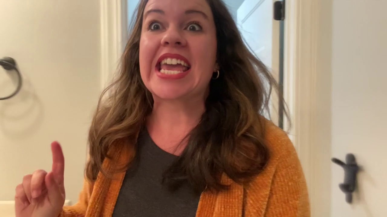 Realtor Home Office Fail - YouTube