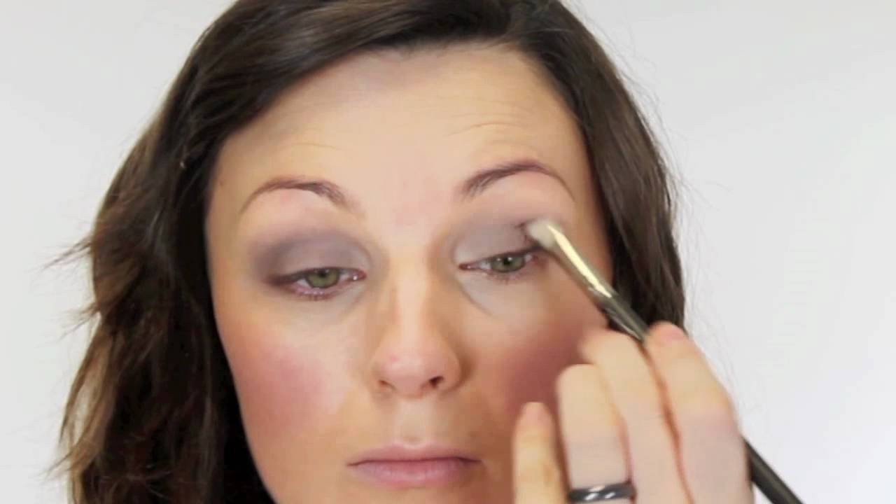 EASY EMMA WATSON MAKE-UP - YouTube