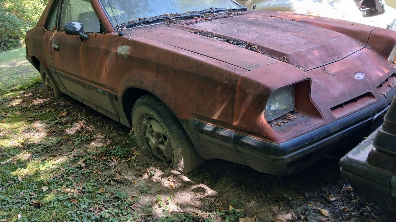 My New 1985 Ford EXP! Red on black bubbleback! - YouTube