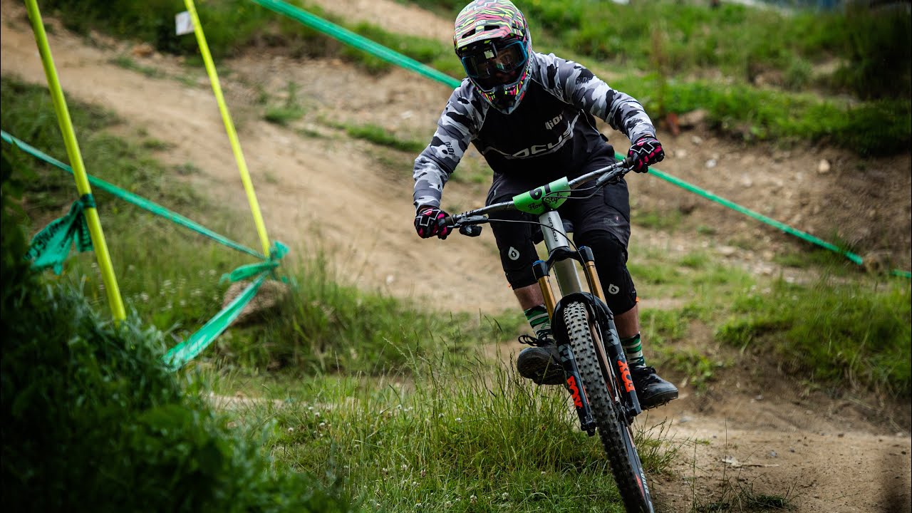 MTB RACING AGAIN AT THE BULL TRACK BIKEPARK! - YouTube