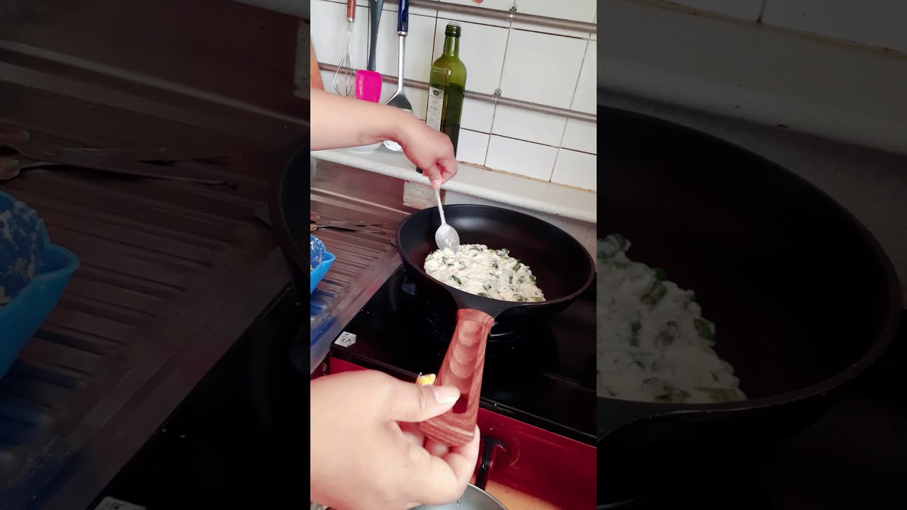 Making Biruya patatas, korean (감자부침개) - YouTube